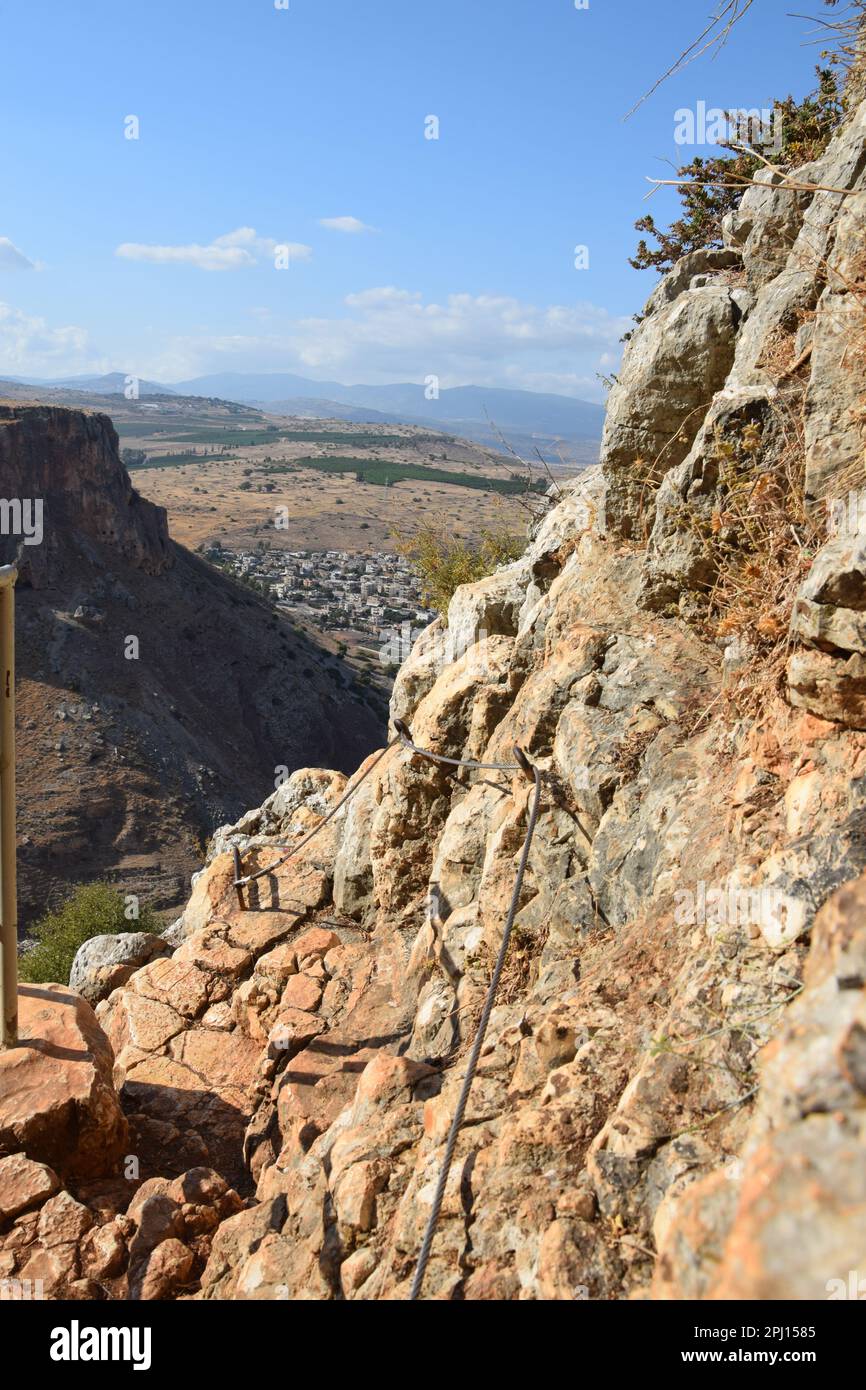 Hike along the Cliffs of Arbel Nature Reserve neat Tiberias and the Sea ...