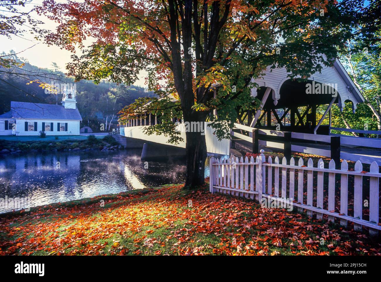 Stark bridge new hampshire hi-res stock photography and images - Alamy