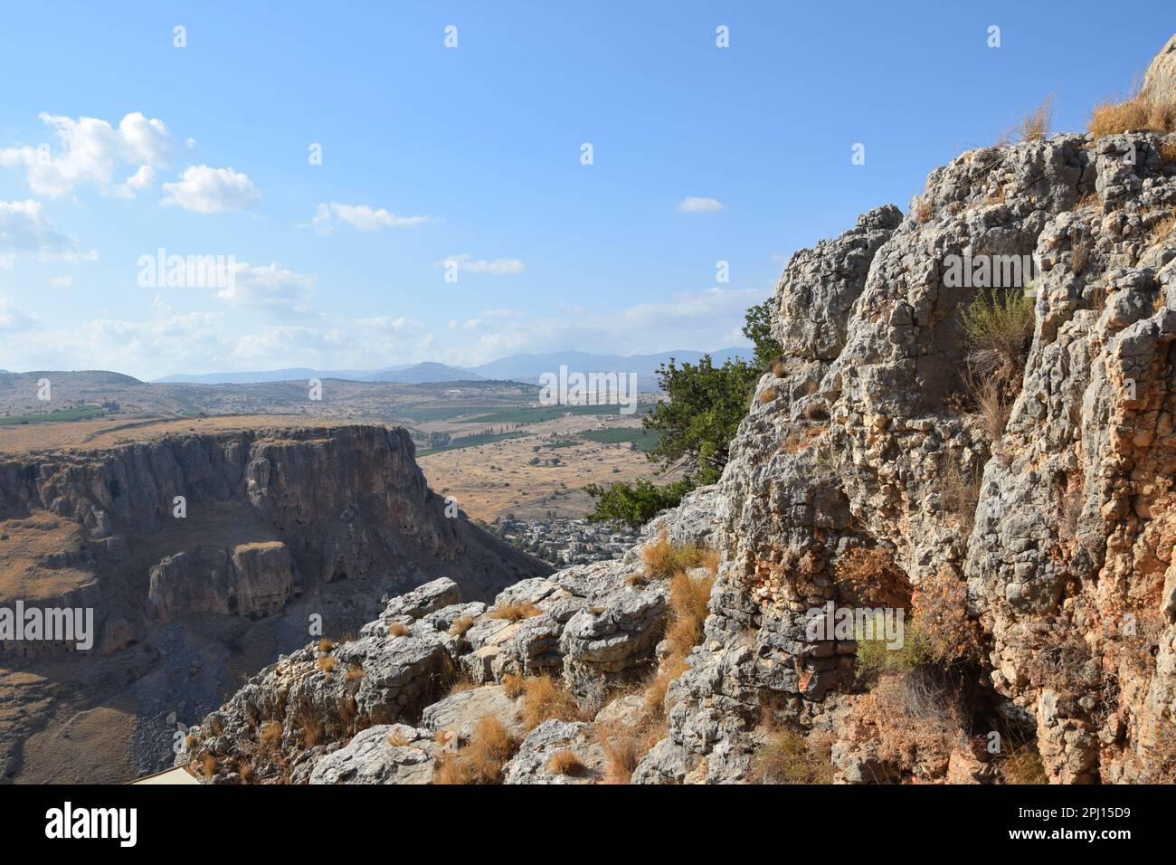 Mount Nitai Lookout - Hike along the Cliffs of Arbel Nature Reserve ...