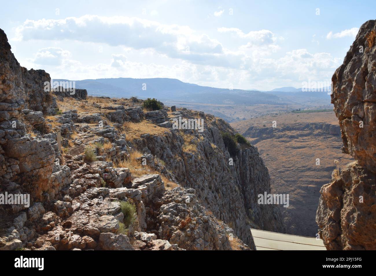 Hike along the Cliffs of Arbel Nature Reserve neat Tiberias and the Sea ...