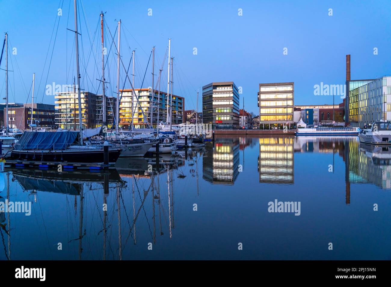 New harbour, harbour basin, harbour district, residential buildings ...