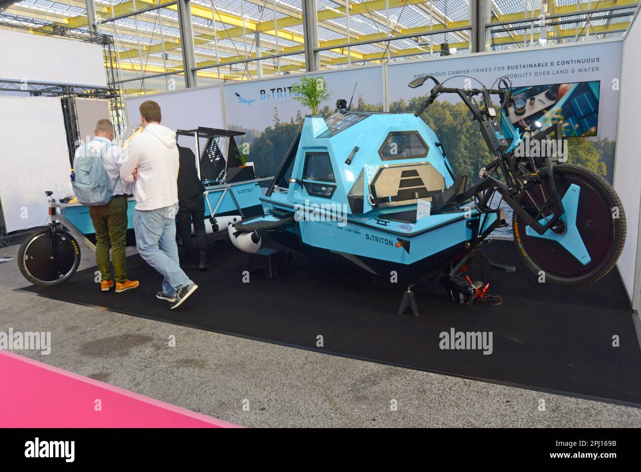 Amphibious Camper Boat