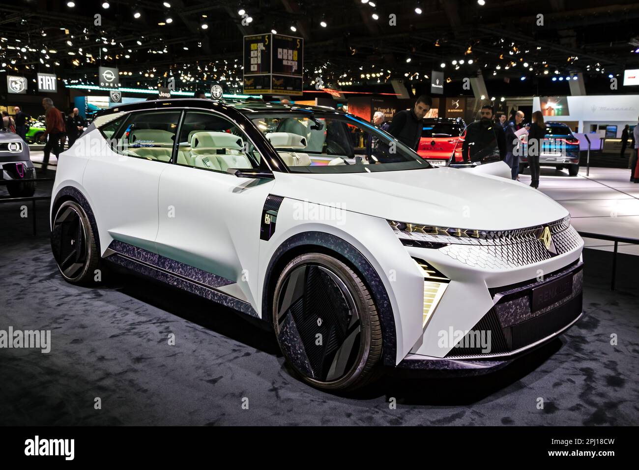 Renault Scenic Vision electric concept car showcased at the Brussels ...