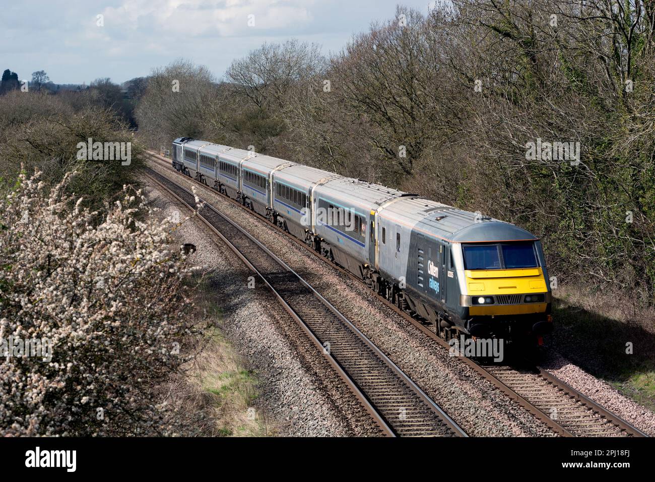 Chiltern Railways Mainline diesel train at Shrewley, Warwickshire, UK ...