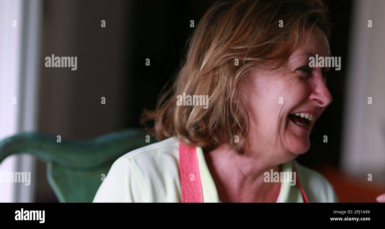 Older woman smile laugh, candid casual senior lady laughing real life ...
