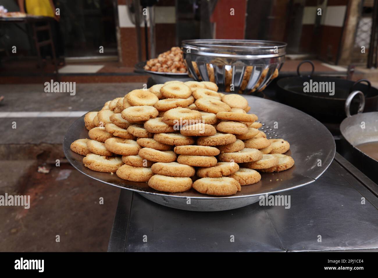 Indian sweets and samosa hi-res stock photography and images - Alamy