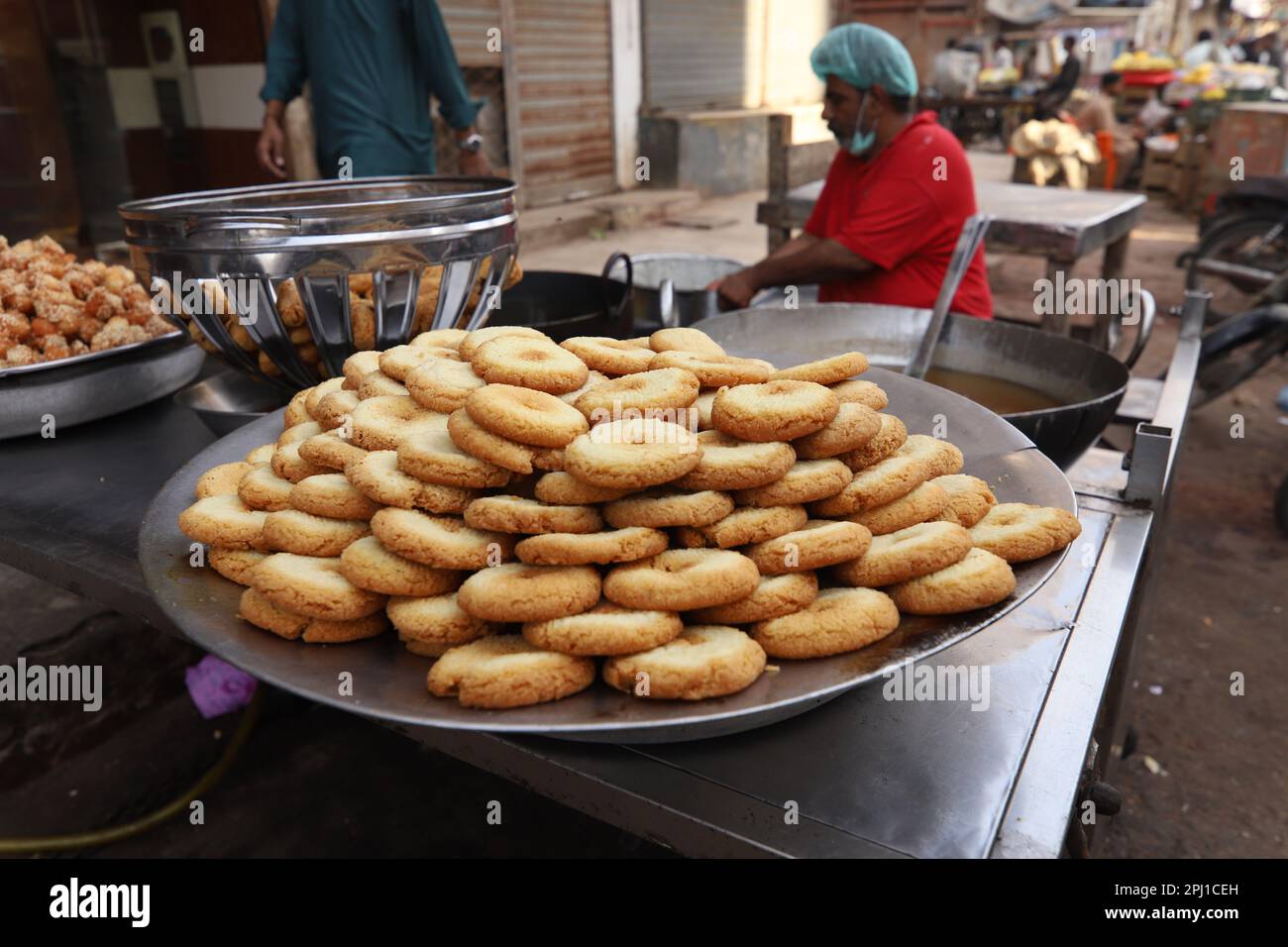 Indian sweets and samosa hi-res stock photography and images - Alamy