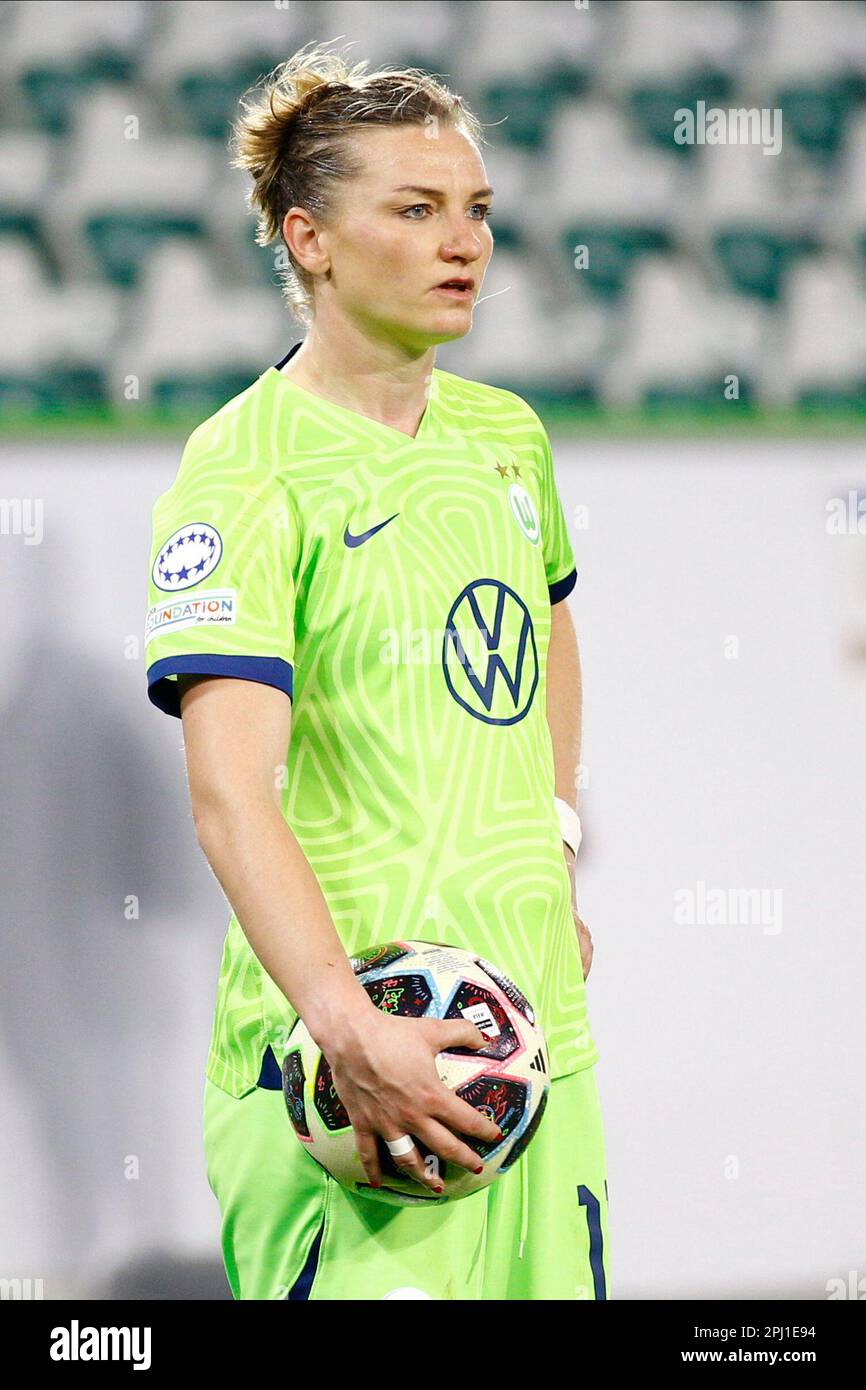 WOLFSBURG, DE - MARCH 30: Alexandra Popp (11) of VfL Wolfbburg waits ...
