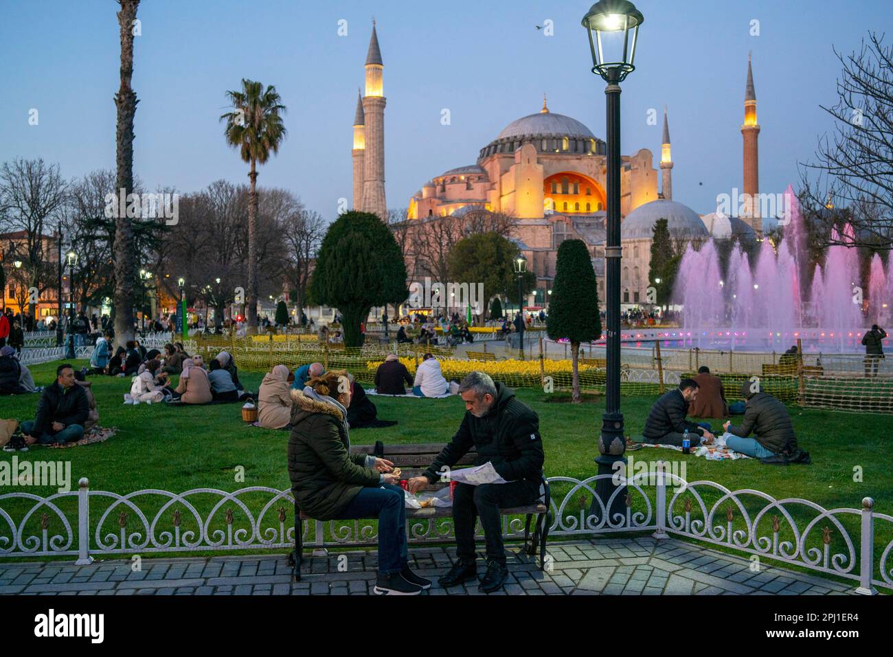 Sultanahmet, Istanbul, Turkey. 30th Mar, 2023. Muslims break their fast ...
