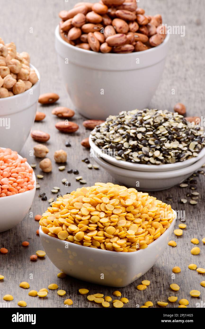 Raw chana dal with multiple legume on the table Stock Photo - Alamy