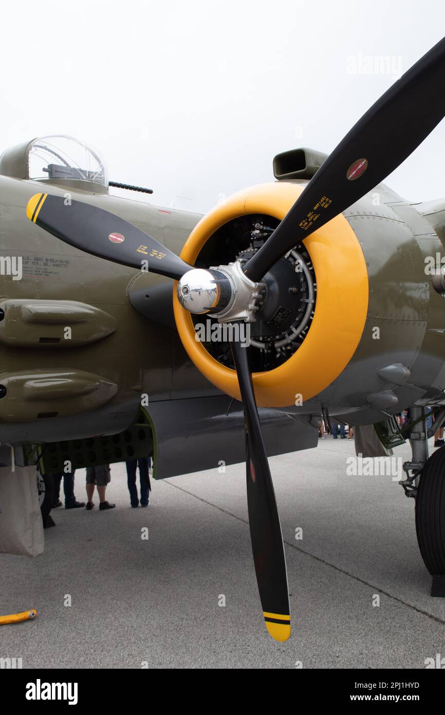Georgie's Gal B-25 Mitchell Stock Photo - Alamy