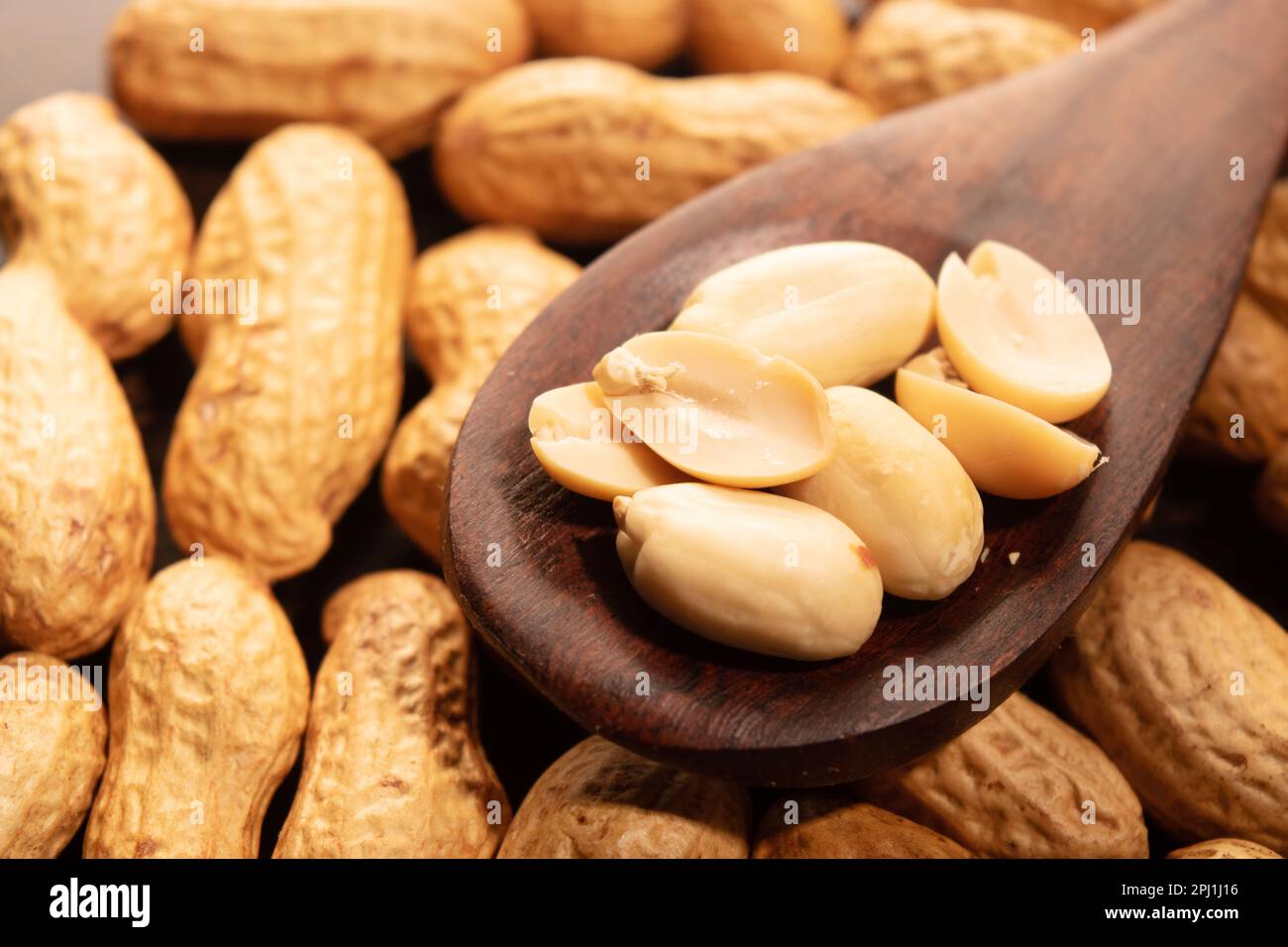 Closuep of peanut without shell Stock Photo - Alamy