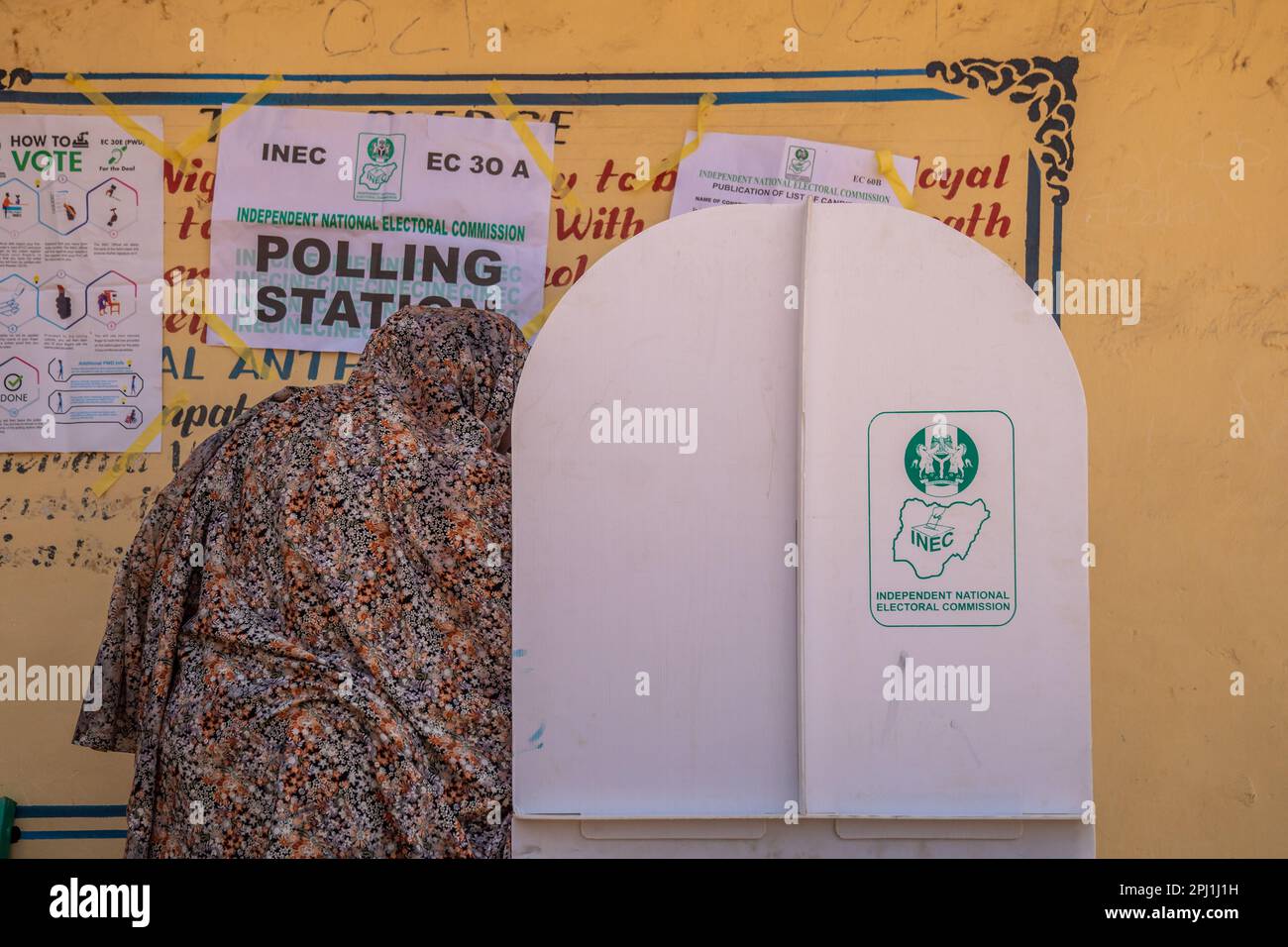 Polling unit hi-res stock photography and images - Alamy