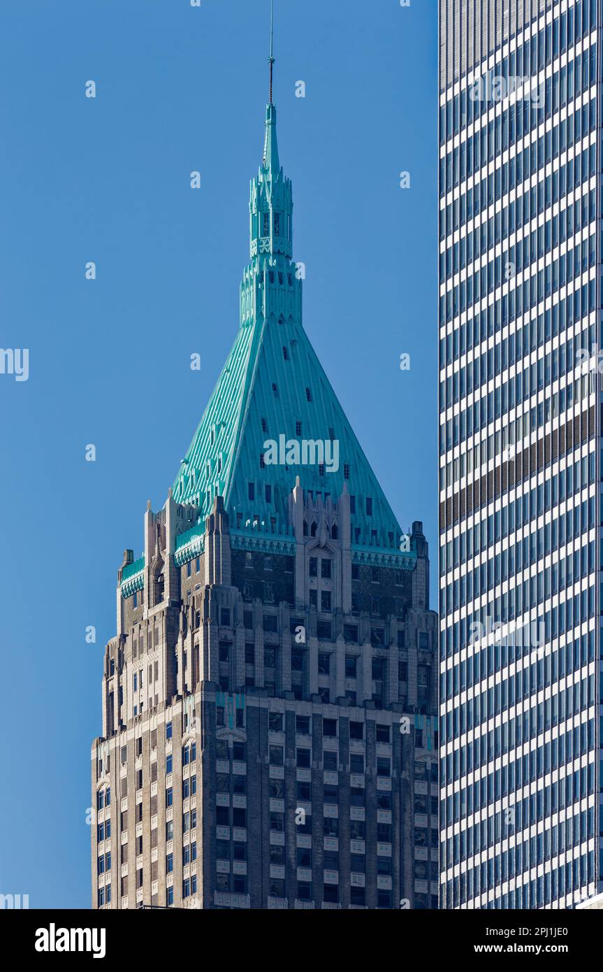 40 Wall Street’s tall copper-clad pyramidal roof, seen here from the ...