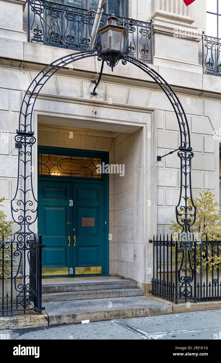 New York County Lawyers Association Building on Vesey Street. The club ...