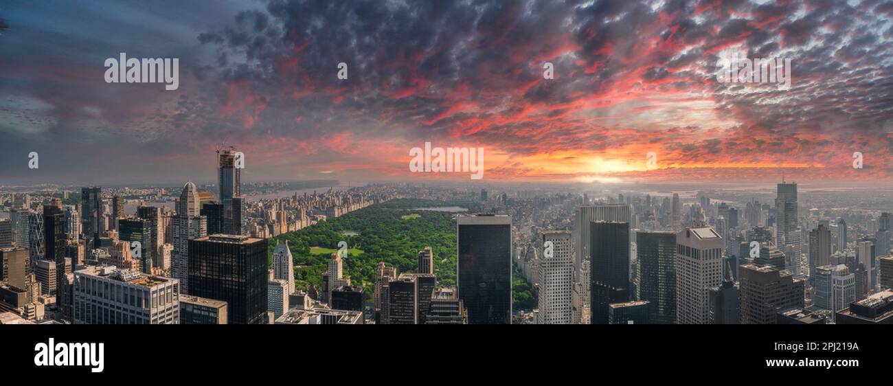 New york city beautiful sunset hi-res stock photography and images - Alamy