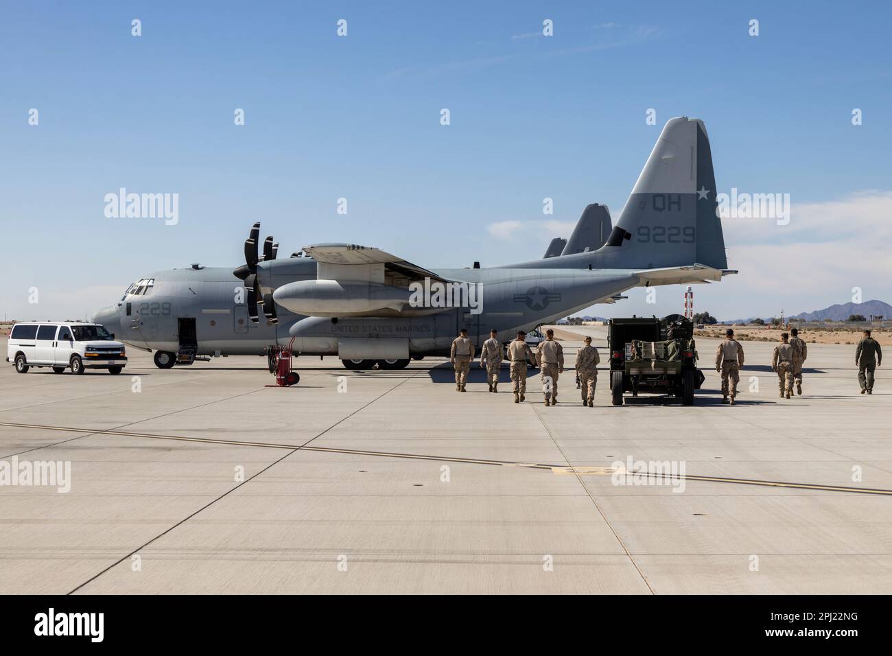Marine wing support squadron 371 hi-res stock photography and images ...