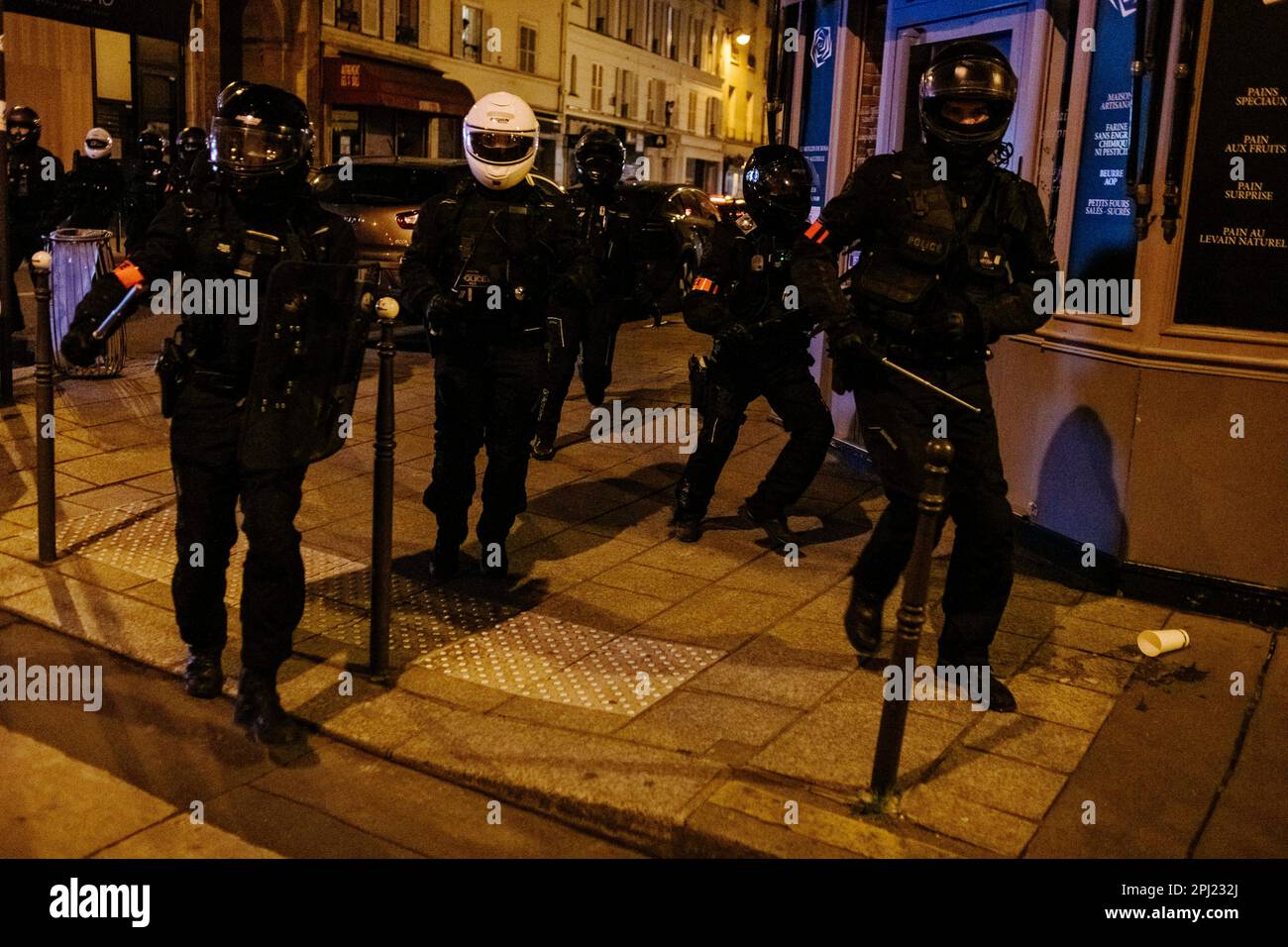 Police brav m hi-res stock photography and images - Alamy