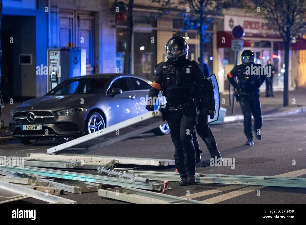 Paris, France. 30th Mar, 2023. Brav M riot police during a wild ...