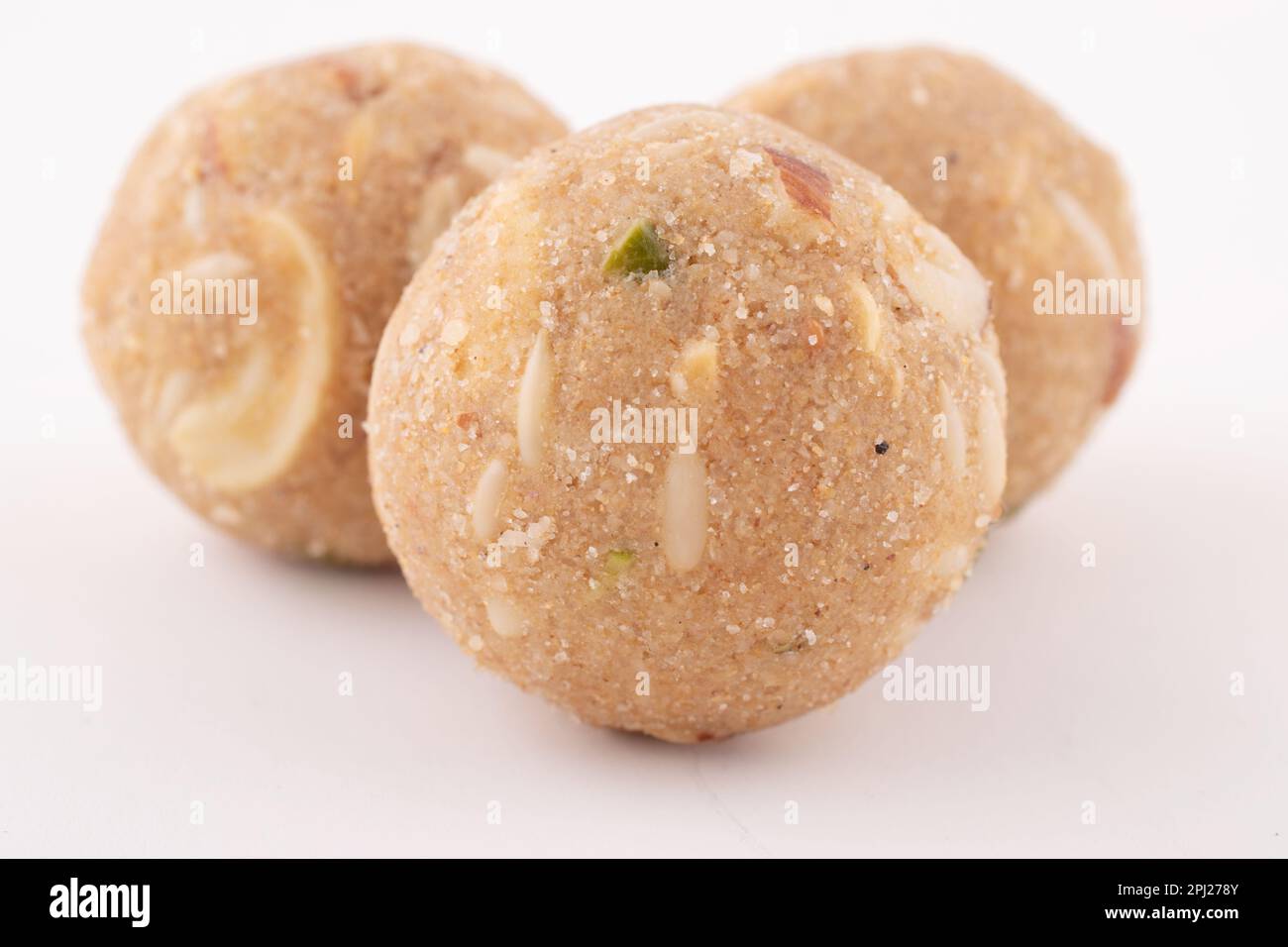 Gond ladoo hi-res stock photography and images - Alamy