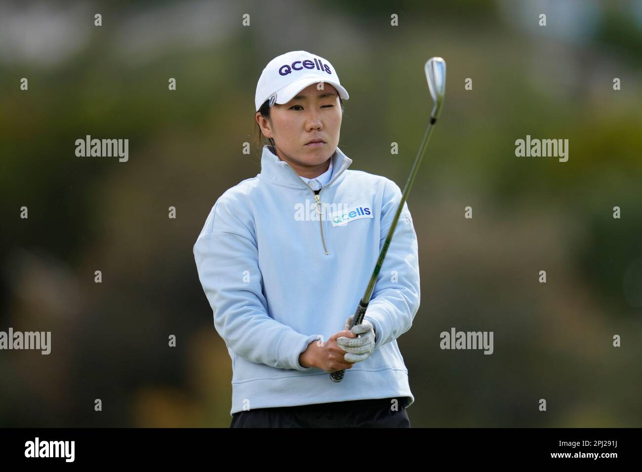 In Kyung Kim lines up her shot at the 17th hole during the first round ...
