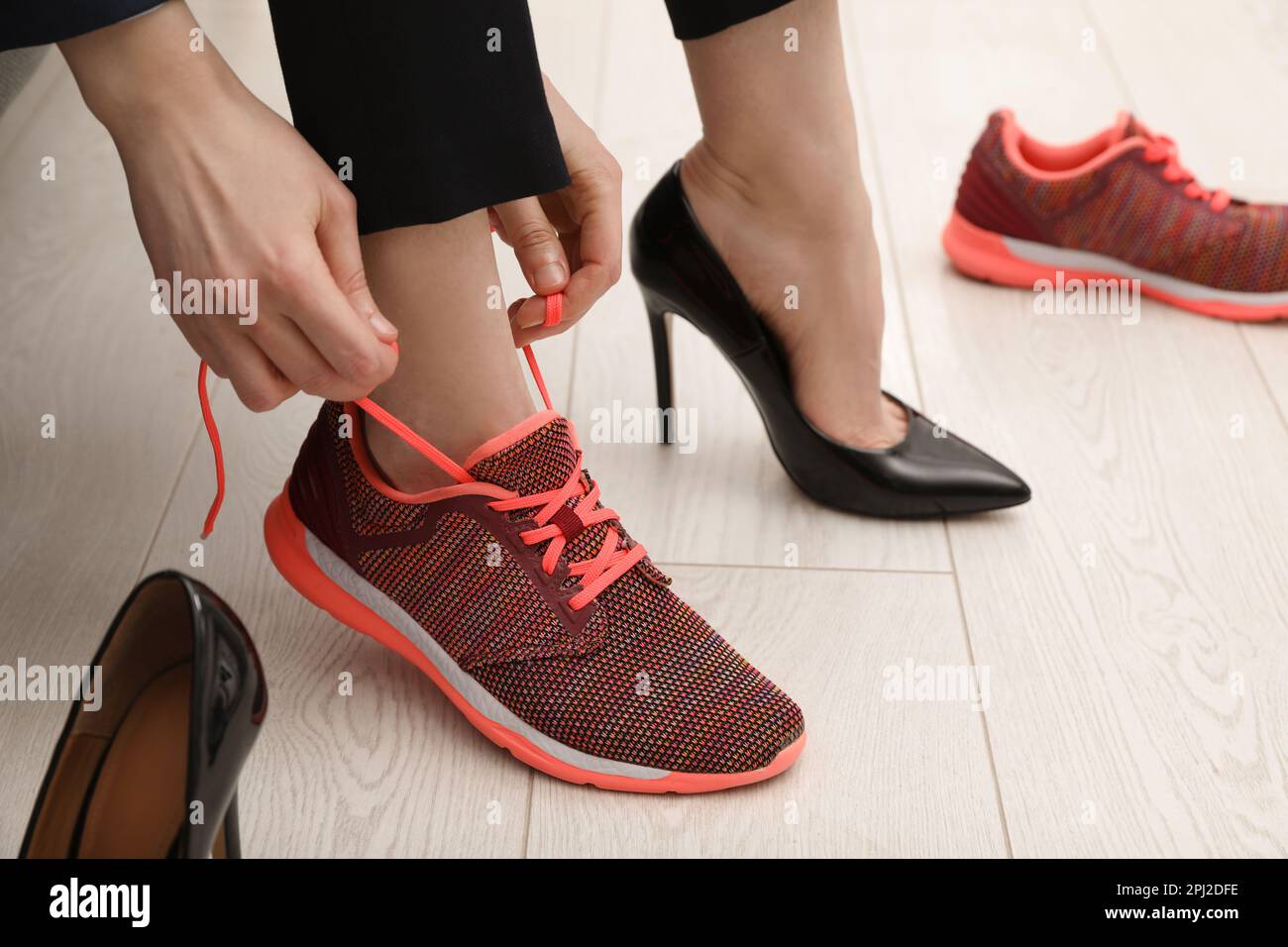 Closeup woman legs heels office hi-res stock photography and images - Alamy