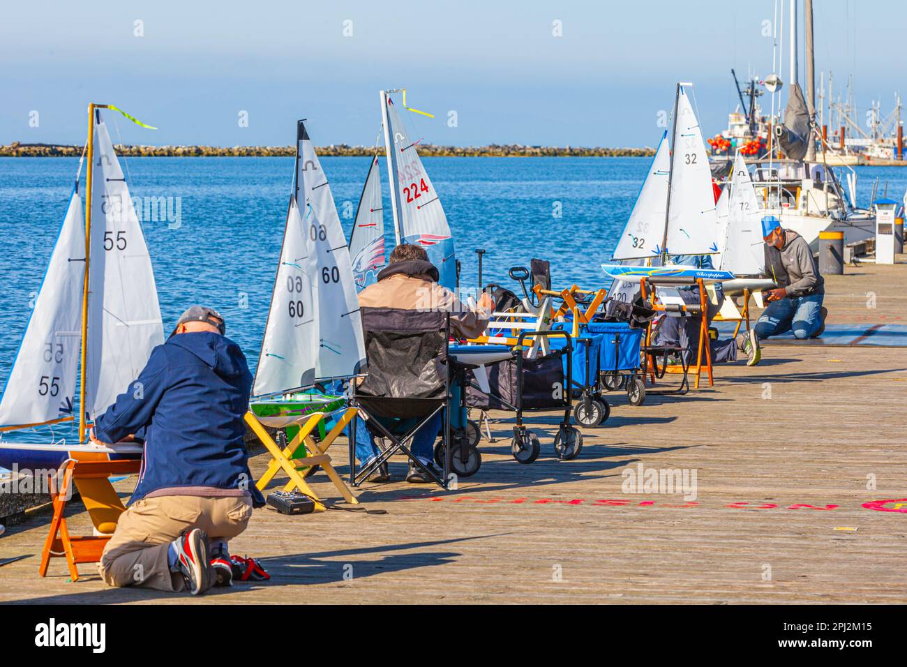 Pontoon boat racing hi-res stock photography and images - Alamy