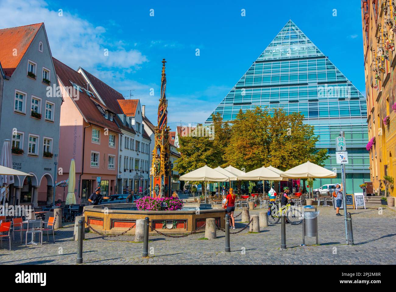 Central library of ulm hi-res stock photography and images - Alamy
