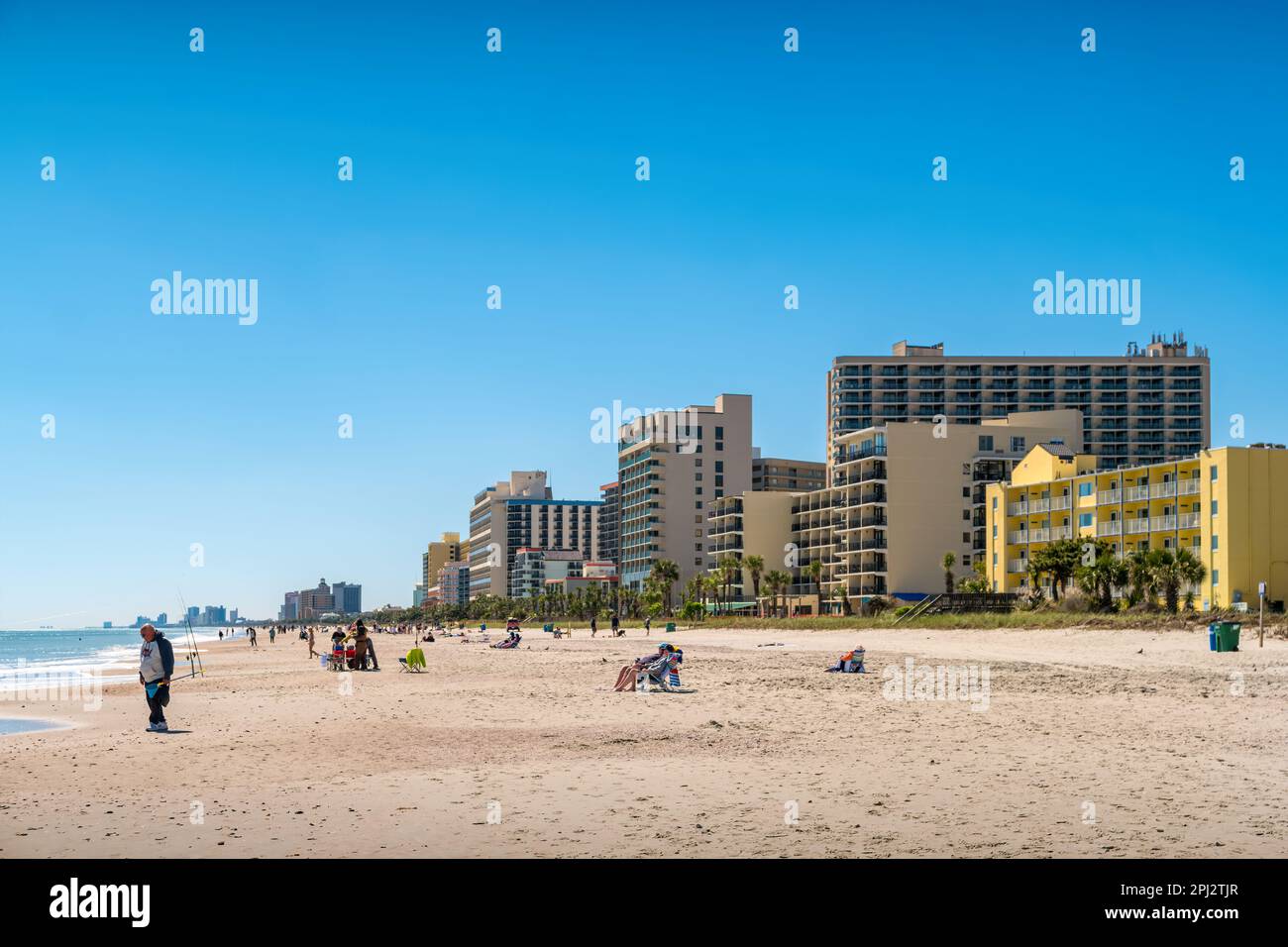 Beachcombing hi-res stock photography and images - Alamy