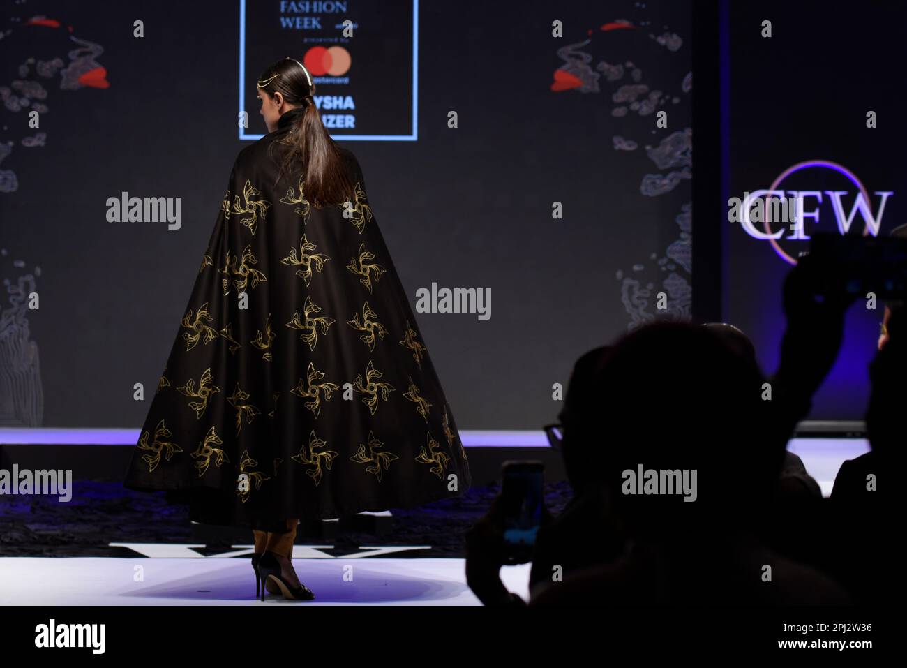 Colombo, Sri Lanka. 30th Mar, 2023. A designer, Aysha Faizer, is ...