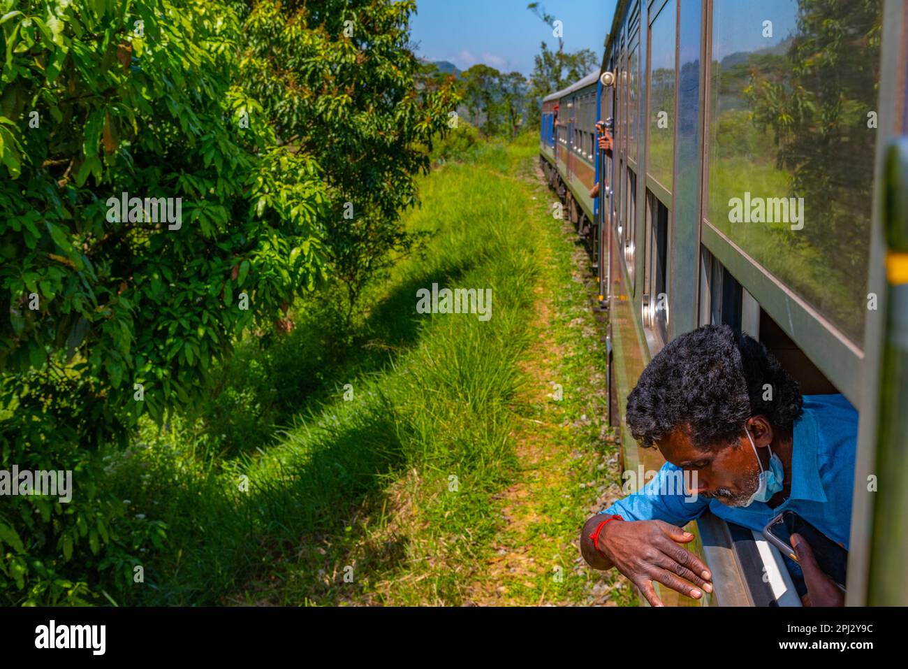 The hatton train sri lanka hi-res stock photography and images - Alamy