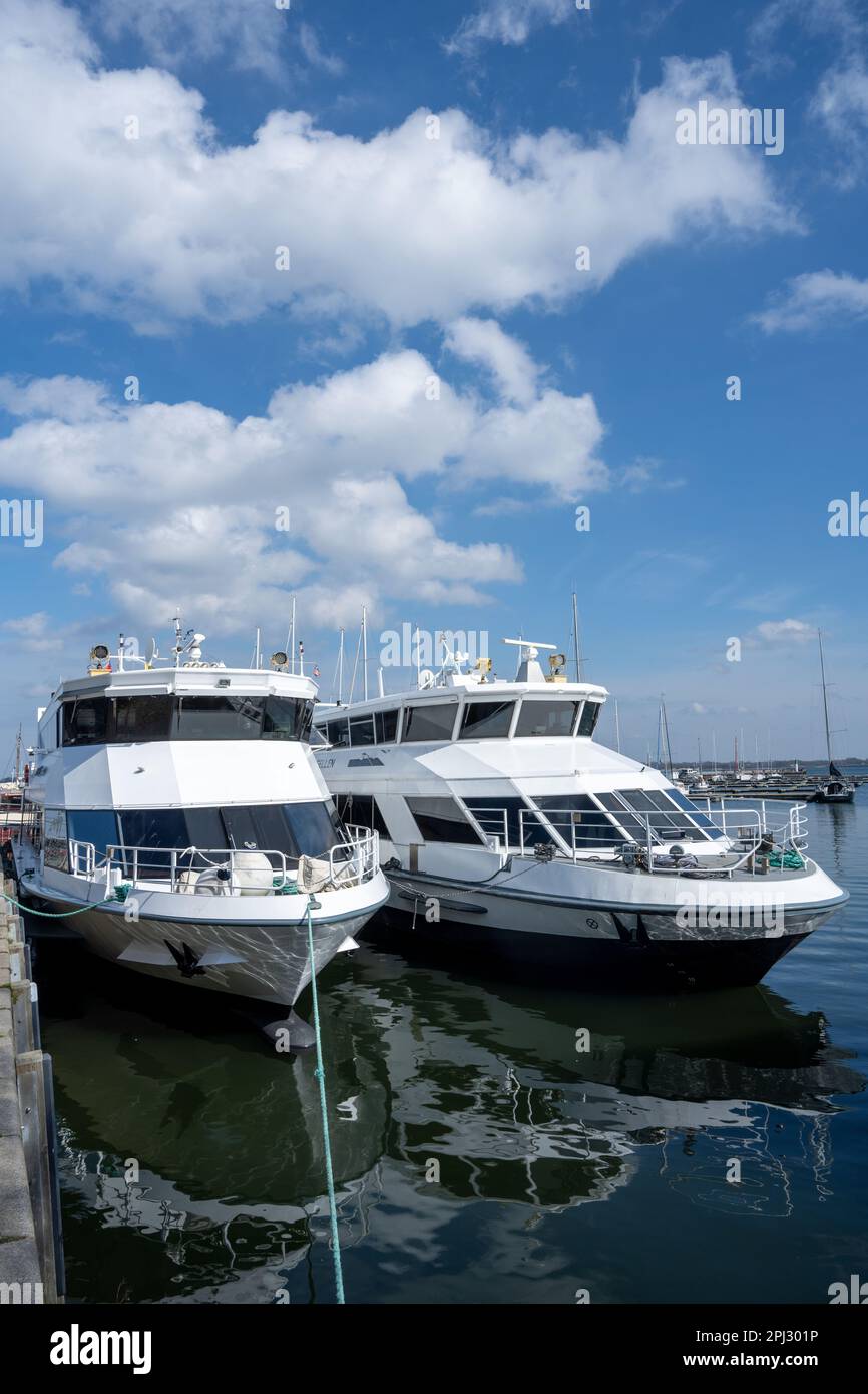Stralsund, Germany. 29th Mar, 2023. The Hiddensee ferries "Hansestadt ...