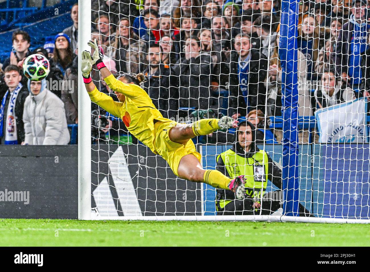 goalkeeper Christiane Endler (1) of Lyon stops a penalty during a ...