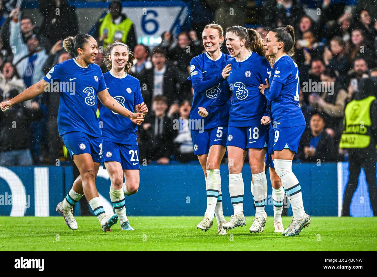 Maren Mjelde (18) of Chelsea scores 1-2 and Chelsea can celebrate ...