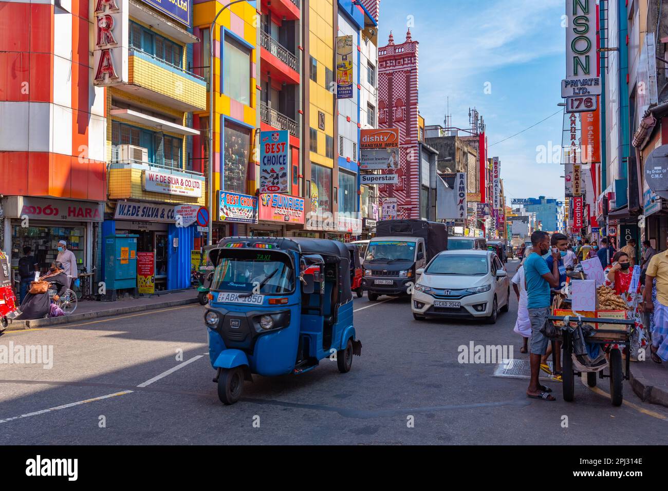 Colombo, Sri Lanka, January 19, 2022: View of a busy street in the ...