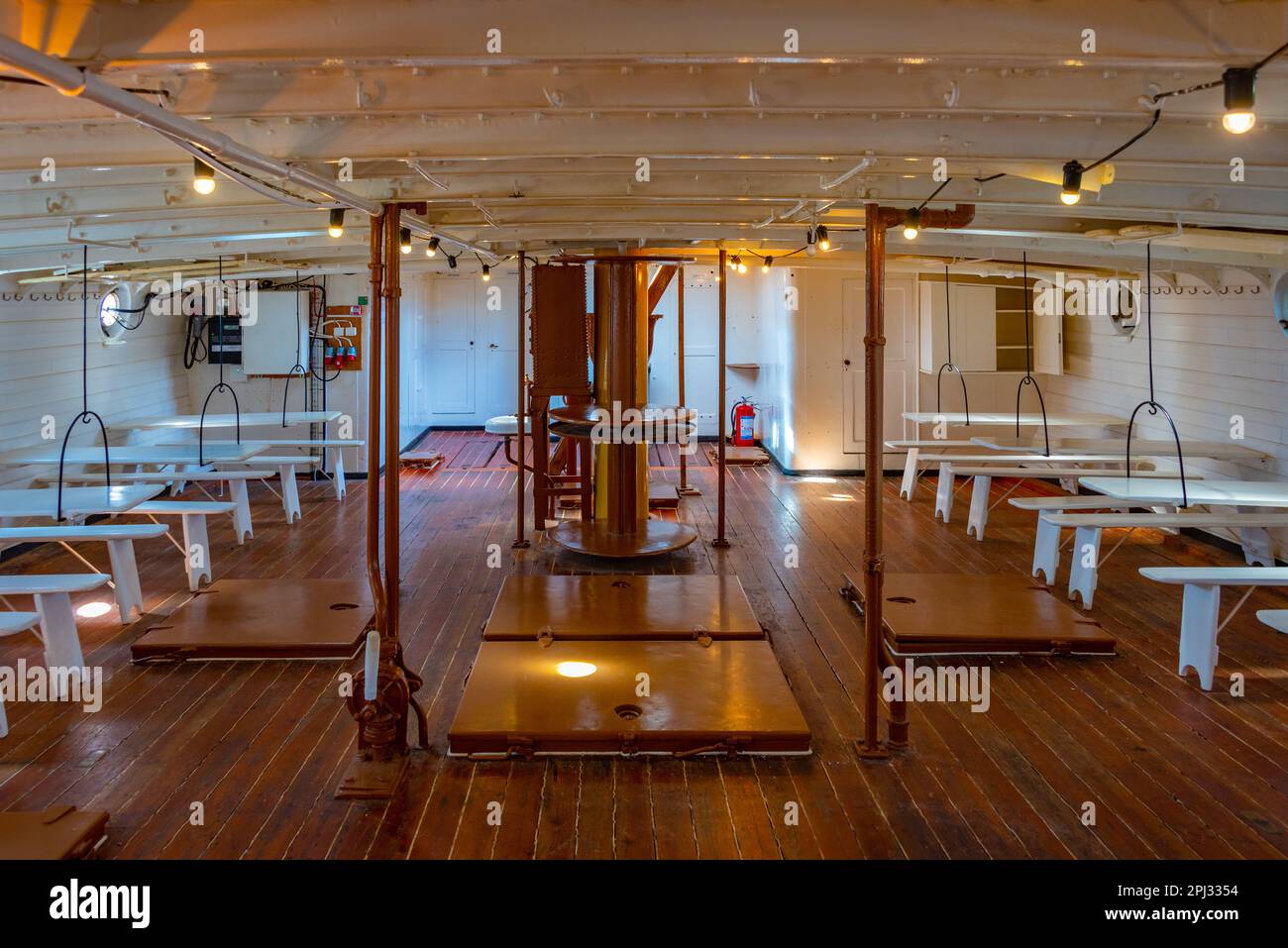 Classic yacht interior hi-res stock photography and images - Alamy