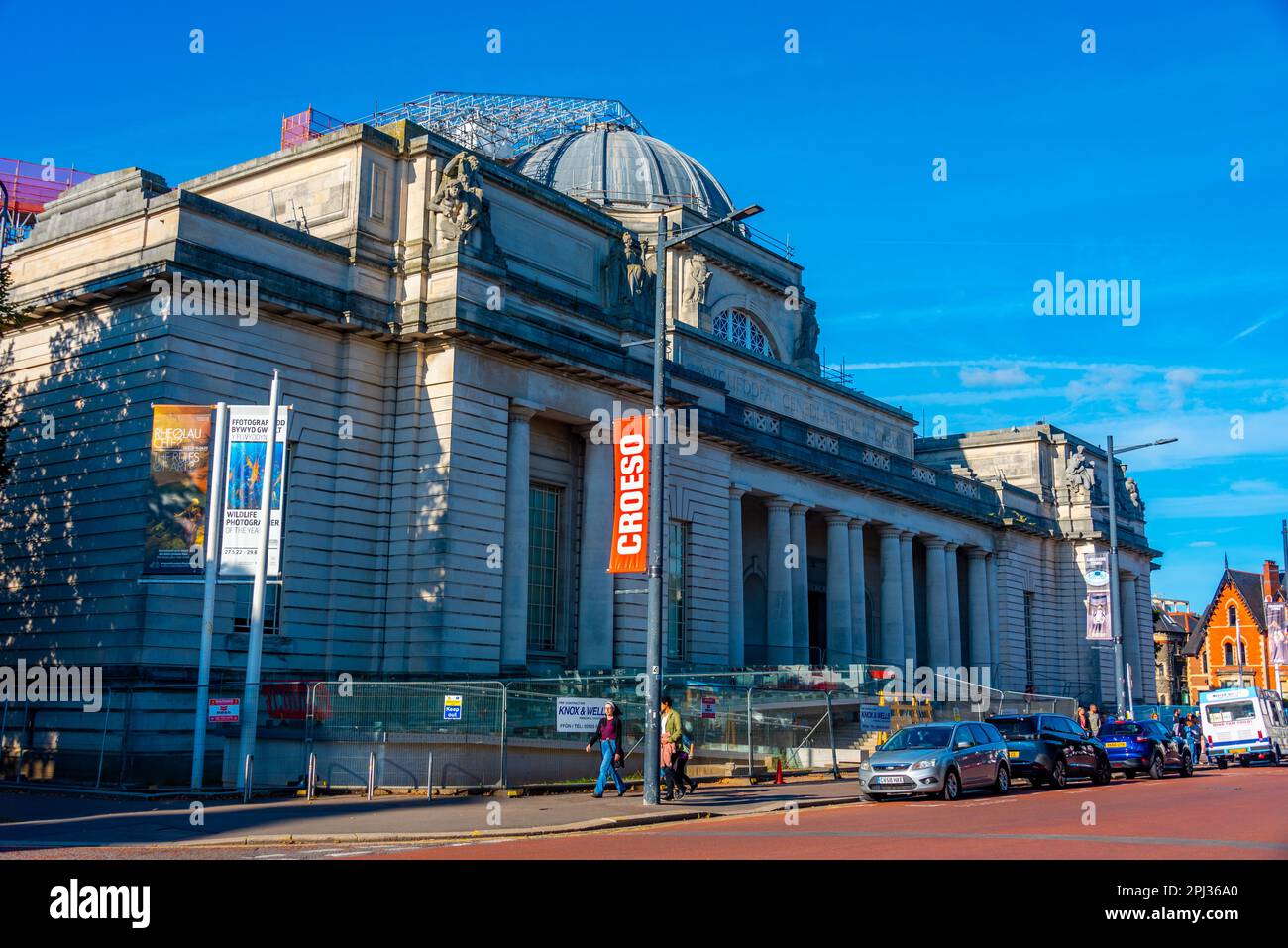 Cardiff national museum art gallery hi-res stock photography and images ...