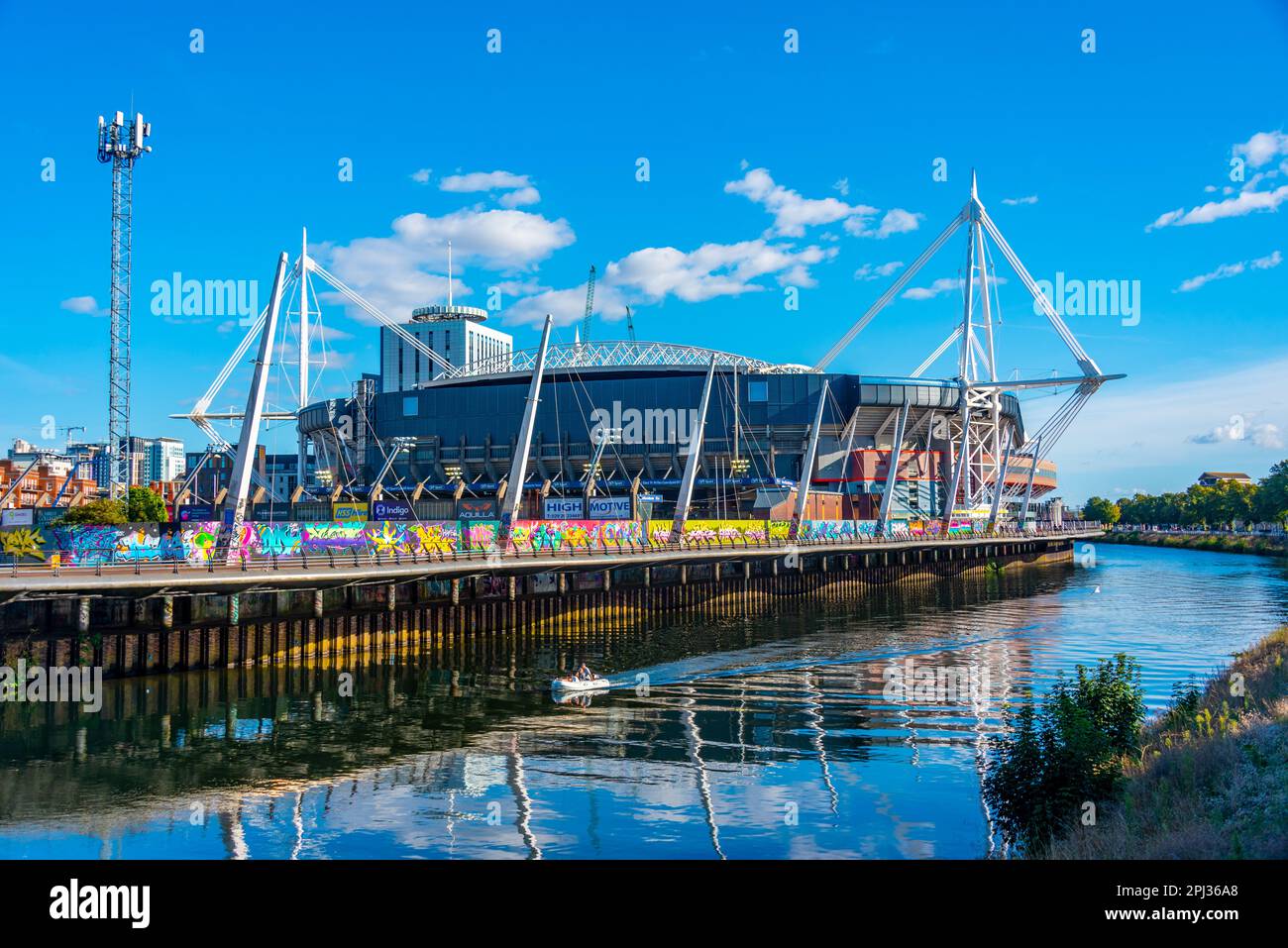 Millennium stadion wales hi-res stock photography and images - Alamy