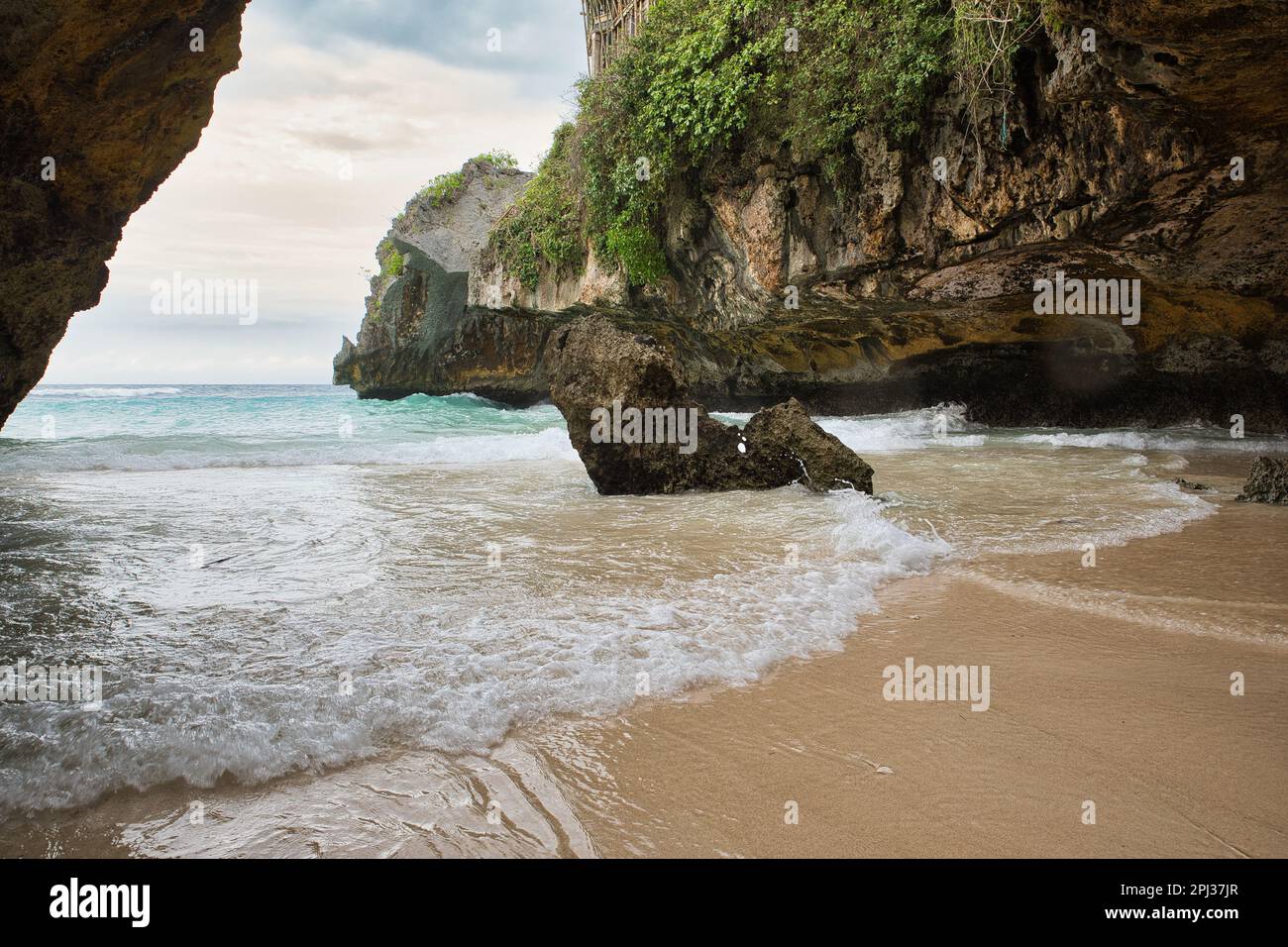 Beautiful white sand beaches majestic hi-res stock photography and ...