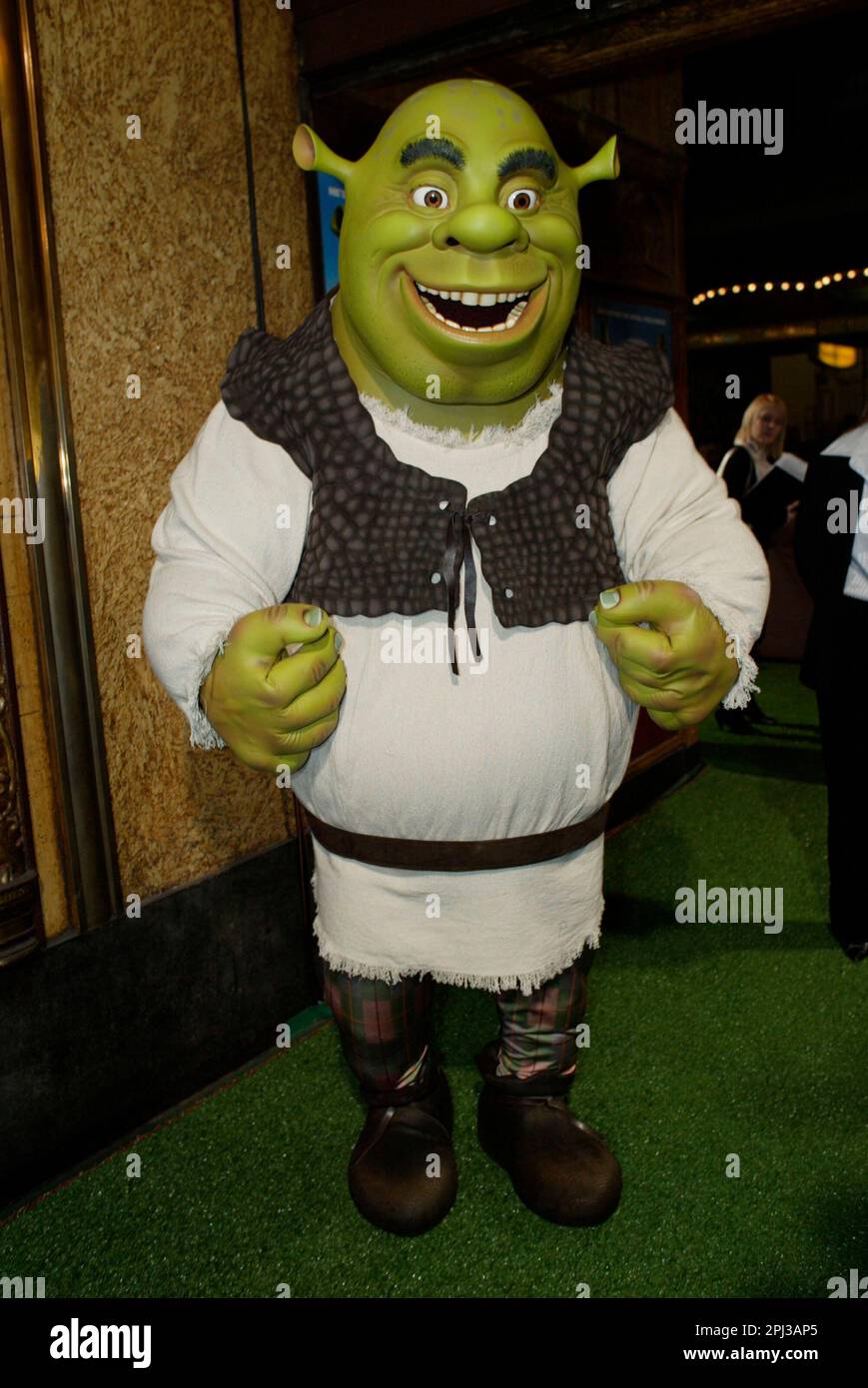 Shrek at the Australian premiere of Shrek III. State Theatre, Sydney ...
