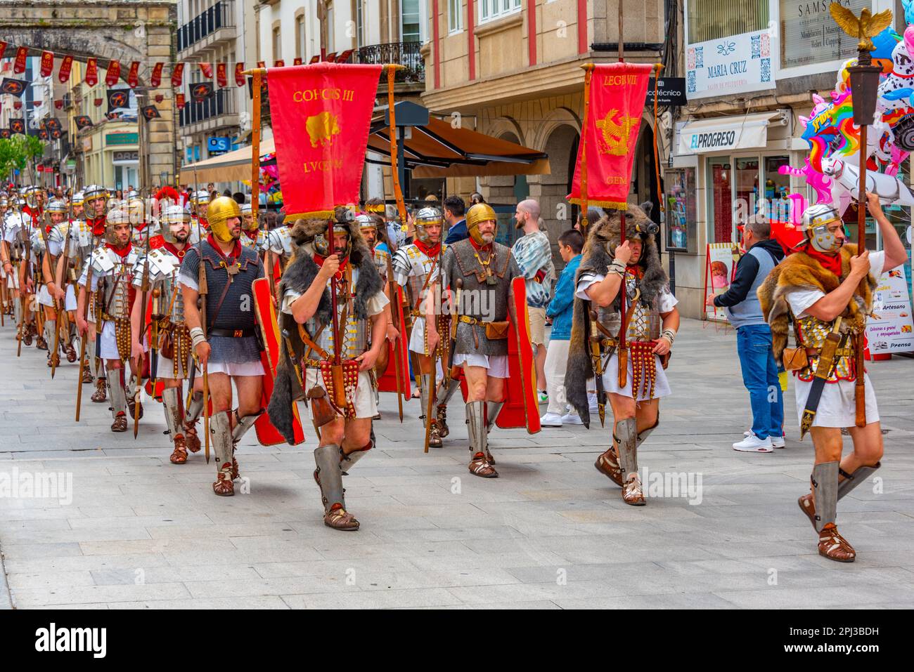 Roman soldiers marching hi-res stock photography and images - Alamy