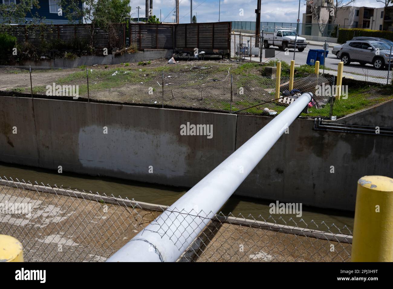 Los Angeles, California, USA. 30th Mar, 2023. A high pressure petroleum ...