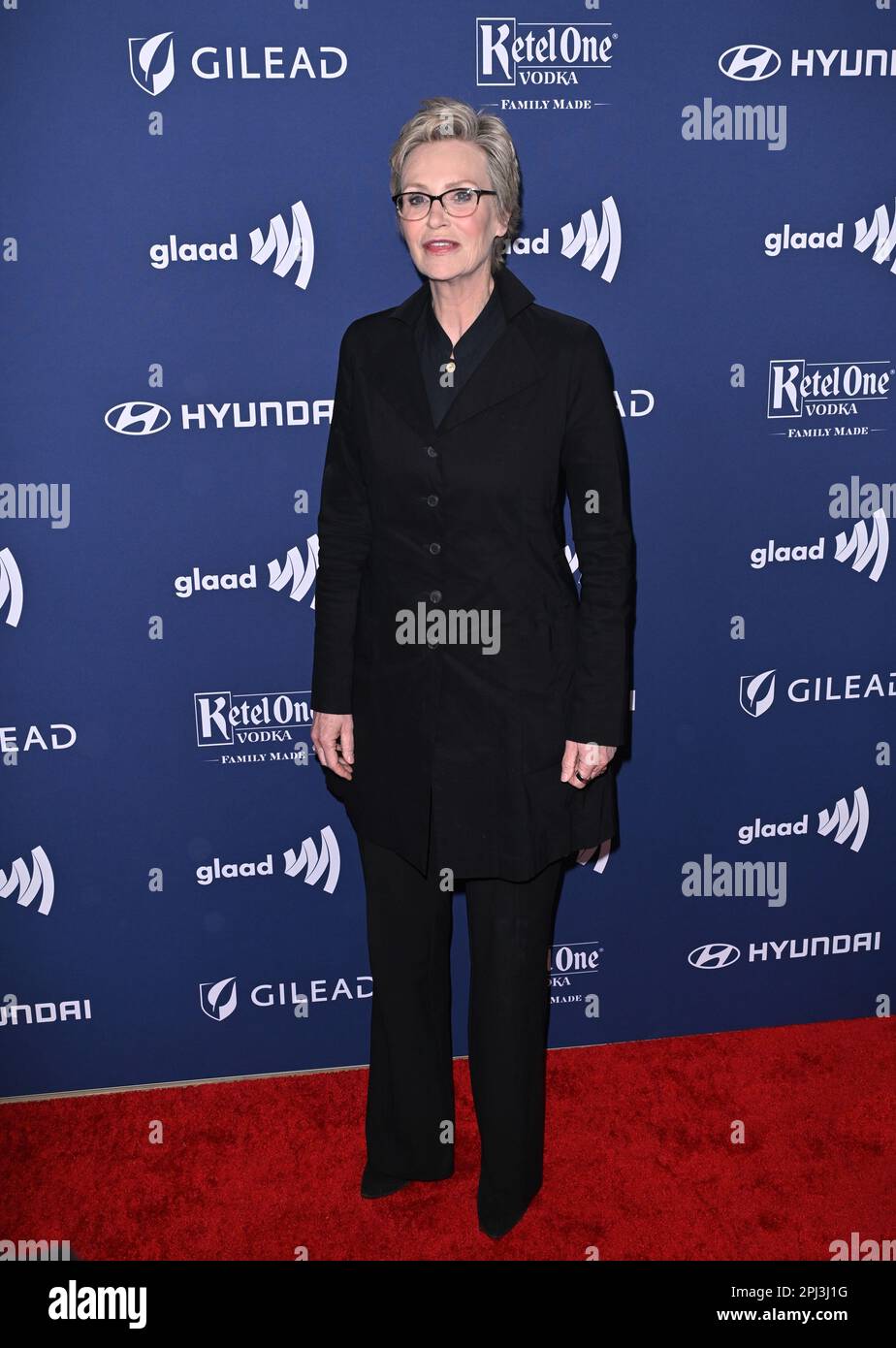 Beverly Hills, USA. 30th Mar, 2023. Jane Lynch at the 34th Annual GLAAD ...