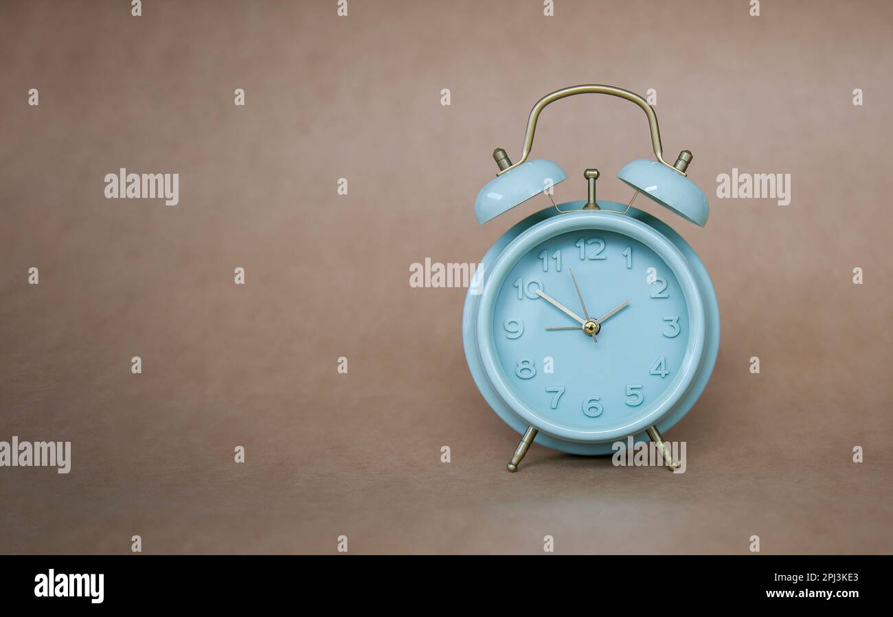 Green alarm clock hi-res stock photography and images - Alamy
