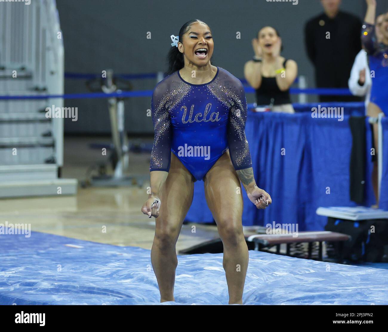 At pauley pavilion in los angeles hi-res stock photography and images ...
