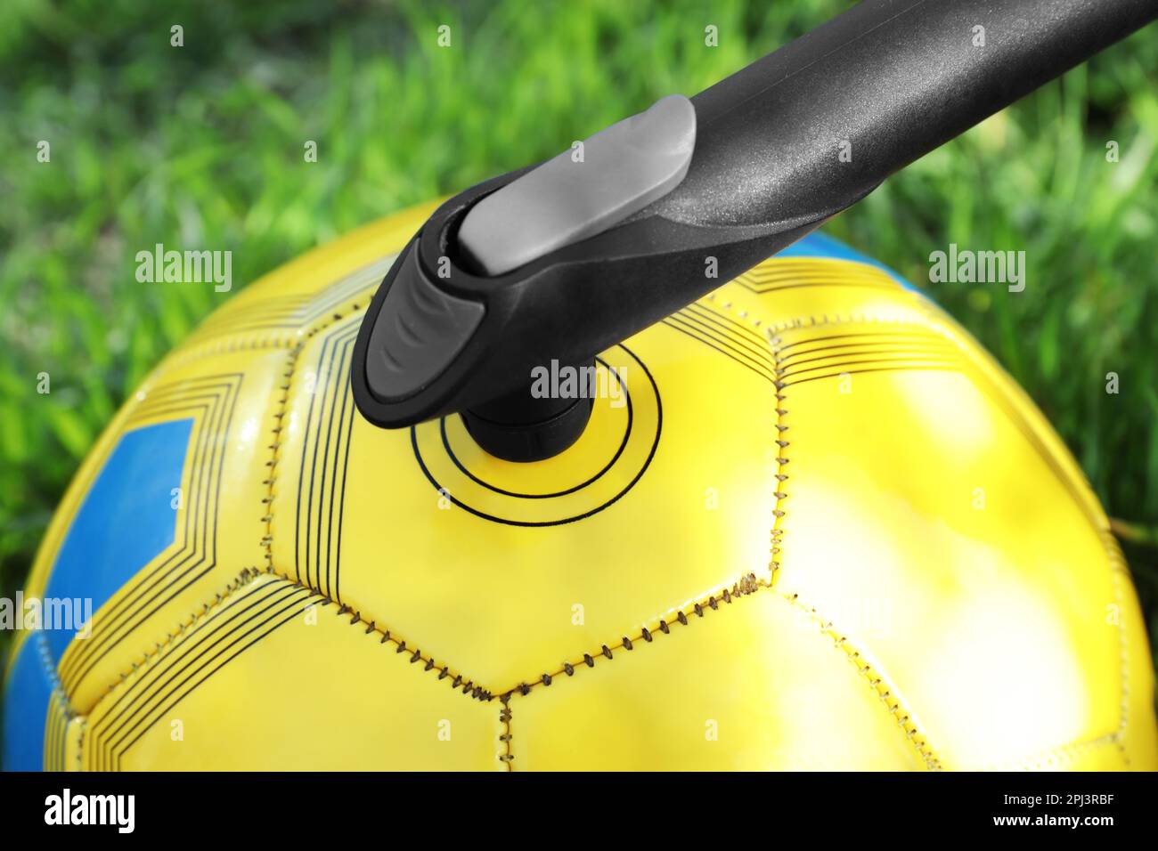 Manual pump soccer ball hi-res stock photography and images - Alamy