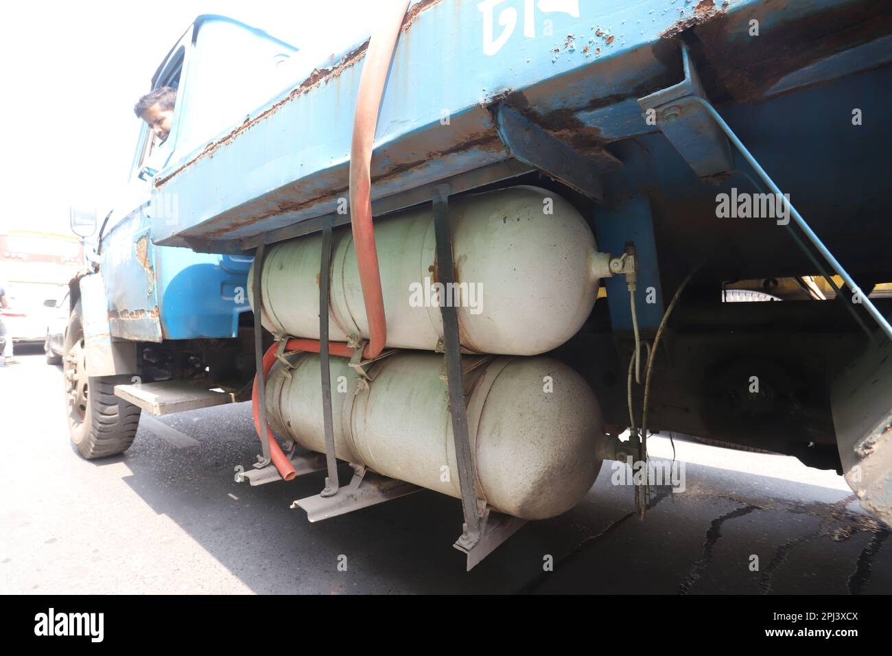 Cylinders pose hi-res stock photography and images - Alamy