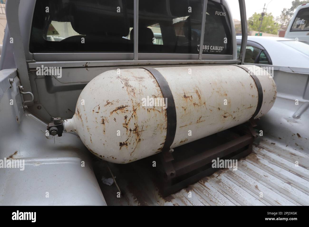 The majority of cars in Dhaka now run on compressed natural gas or CNG ...