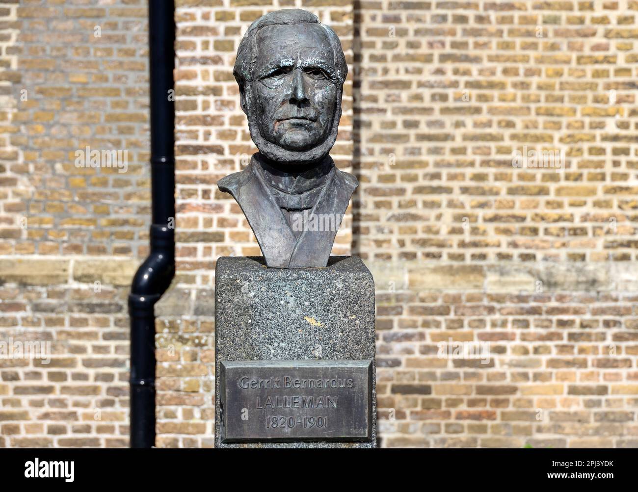 Statue of Meester Gerrit Bernardus Lalleman in Moordrecht in honor of ...