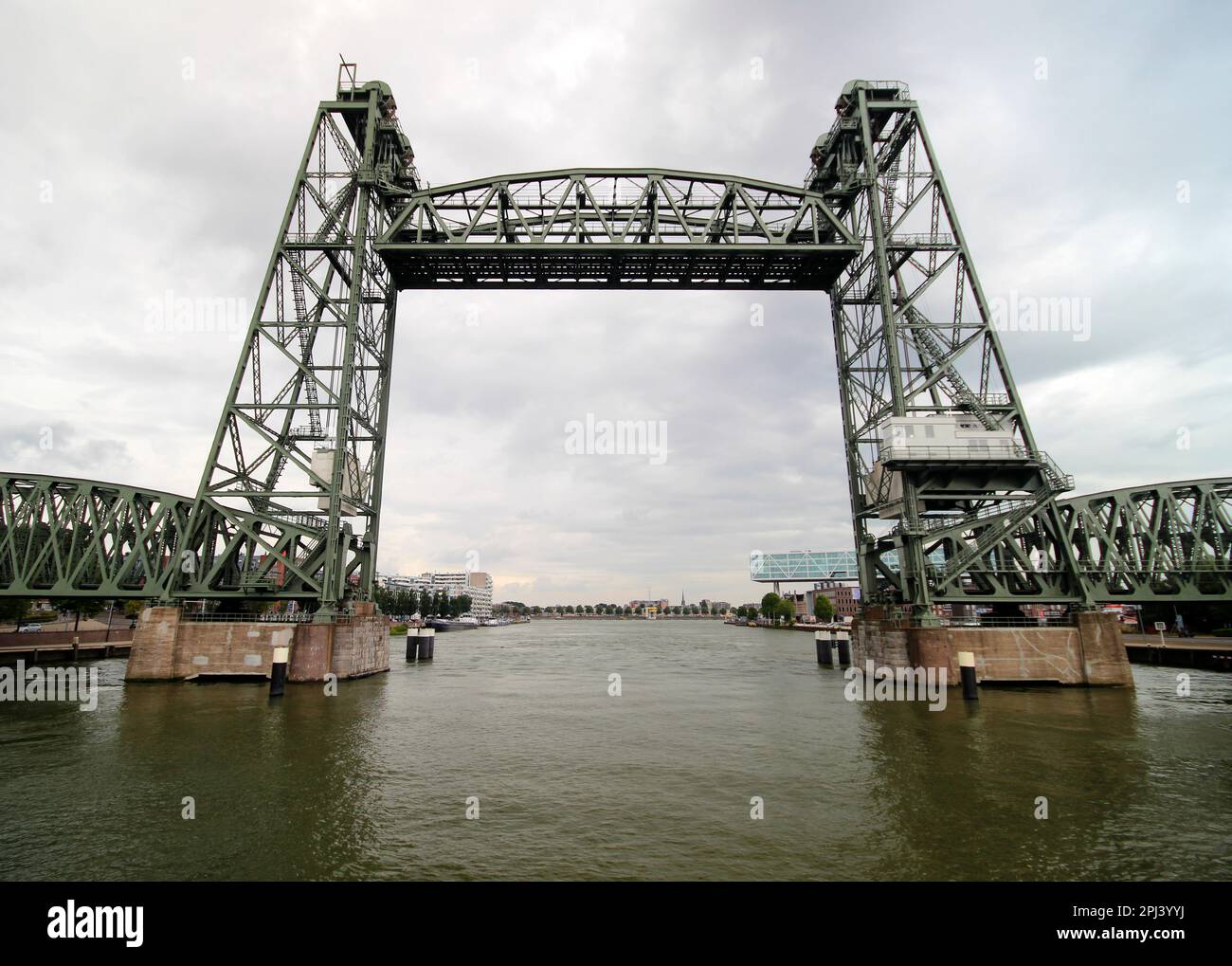 Old vertical lift brigde named "de Hef" in city center of Rotterdam ...